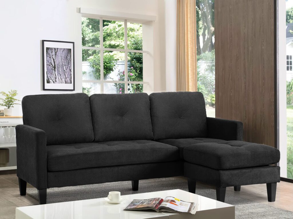 Cómo decorar una sala con un sofá negro: ideas y consejos